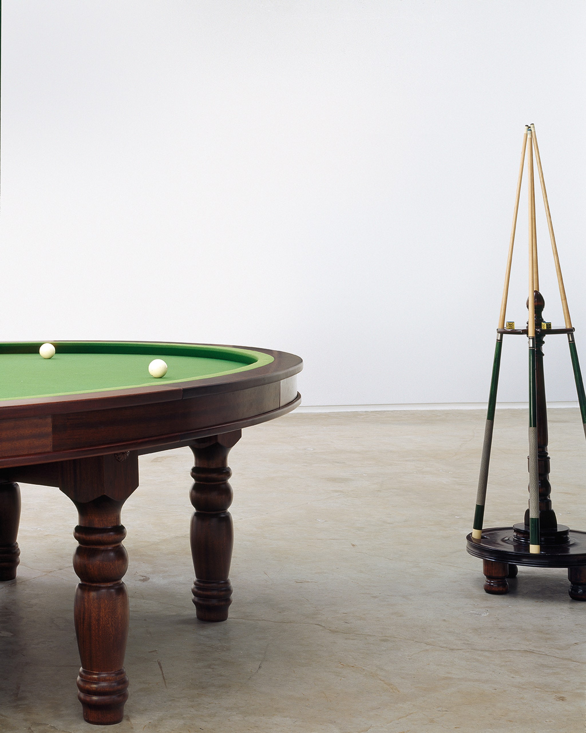 Oval Billiard Table - Museo Jumex